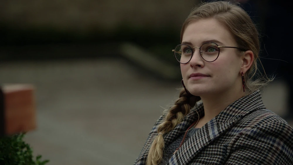 Robin Mills | DisneyPlus Wiki | Fandom