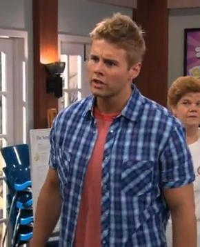 Bennett | DisneyPlus Wiki | Fandom