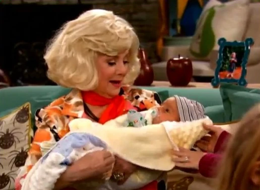 Linda Duncan | DisneyPlus Wiki | Fandom