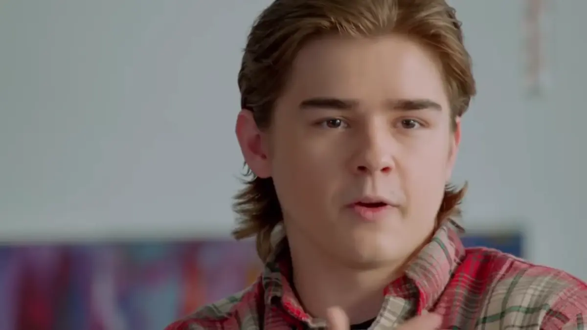 Dylan Everett | DisneyPlus Wiki | Fandom