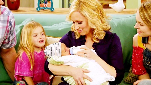 Welcome Home | Disneyprogrammes Wiki | Fandom