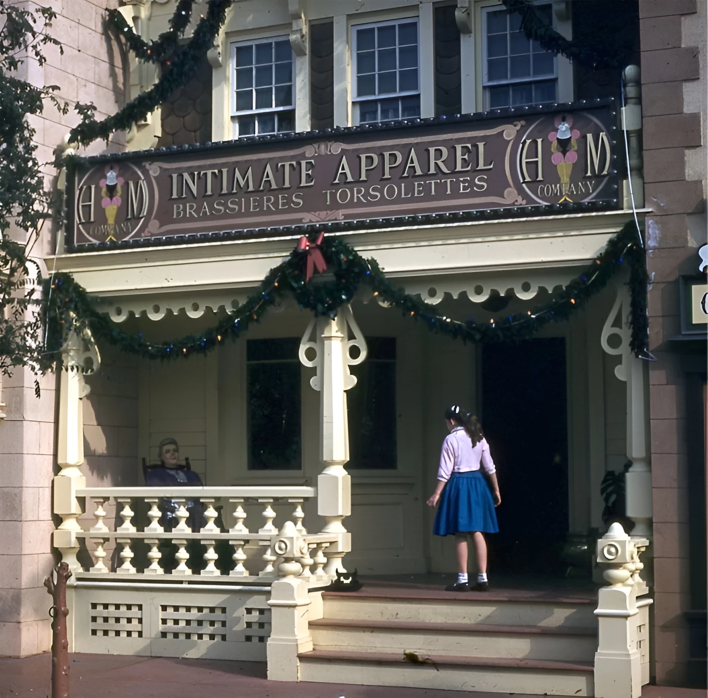 Intimate Apparel | Disney y Pixar | Fandom
