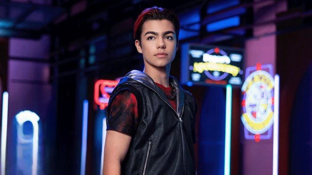Victor | Wiki Z-O-M-B-I-E-S | Fandom