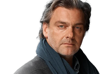 peter divergent physical description