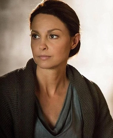 Natalie Prior | Wiki Divergente | Fandom