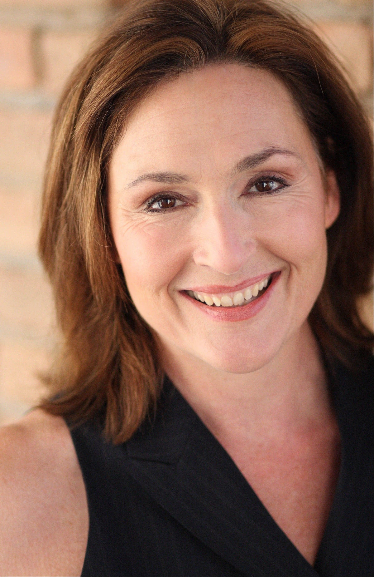 Nora Dunn | DMZ Wiki | Fandom