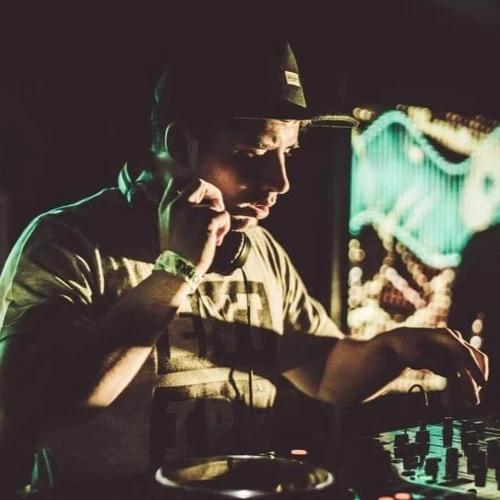 Exile | Drum & Bass Wiki | Fandom