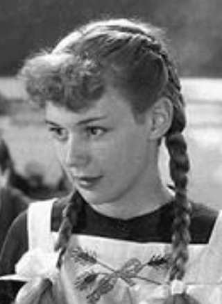 Frances Ford | Propuestas de fans del Doblaje | Fandom