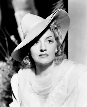 Lee Patrick | Doblaje Wiki | Fandom