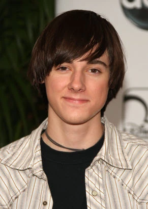 Jake Thomas | Doblaje Wiki | Fandom