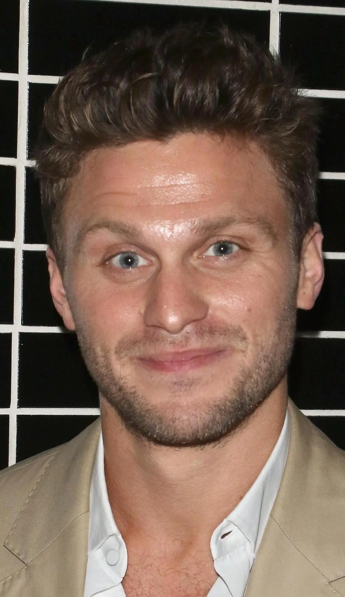 Jon Rudnitsky | Doblaje Wiki | Fandom