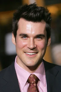 Sean Maher | Doblaje Wiki | Fandom