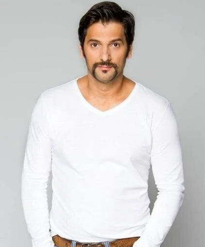 Gil Hernandez | Doblaje Wiki | Fandom