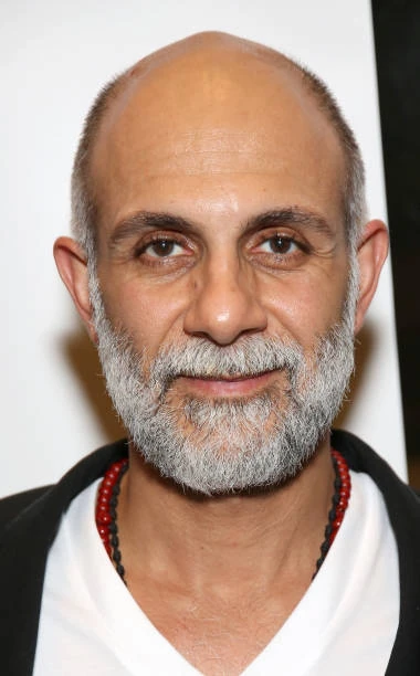 Anthony Azizi | Doblaje Wiki | Fandom