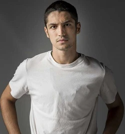 Gabriel Leone | Doblaje Wiki | Fandom