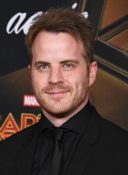 Robert Kazinsky | Doblaje Wiki | Fandom