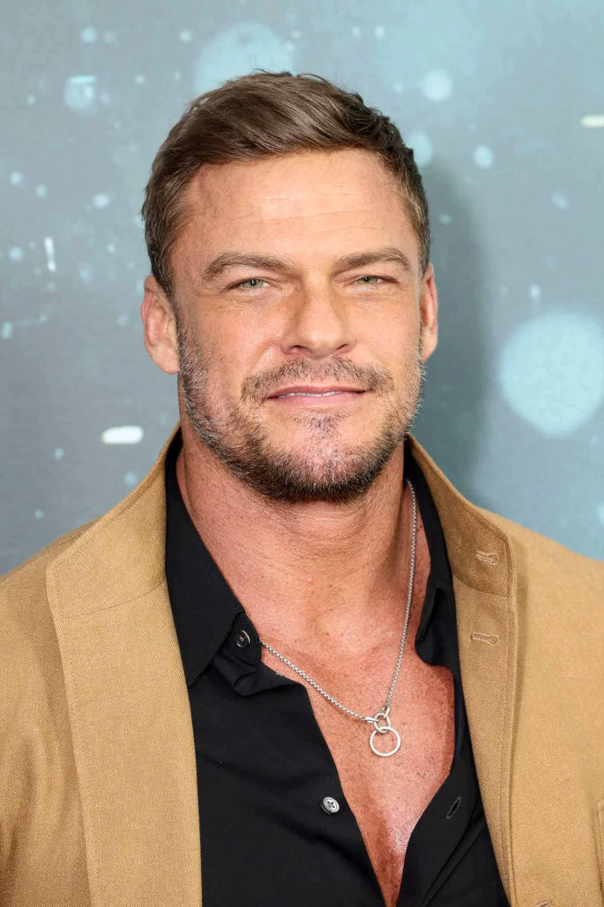 Alan Ritchson | Doblaje Wiki | Fandom