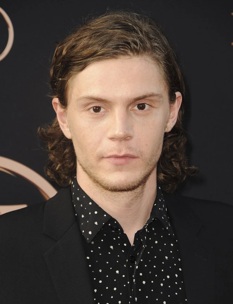 Evan Peters | Doblaje Wiki | Fandom