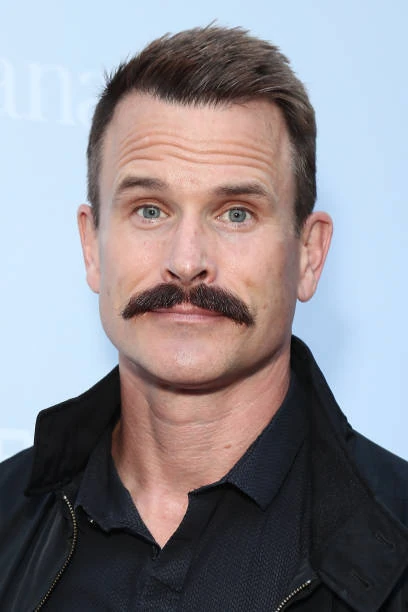 Gabriel Hogan | Doblaje Wiki | Fandom