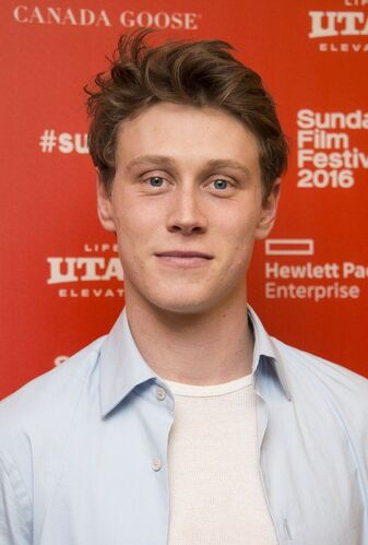 George MacKay | Doblaje Wiki | Fandom