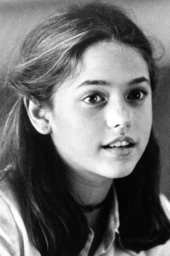 Liesel Matthews | Doblaje Wiki | Fandom