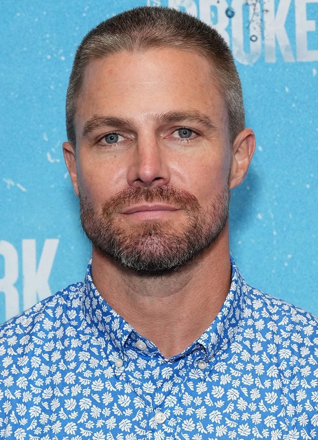Stephen Amell | Doblaje Wiki | Fandom