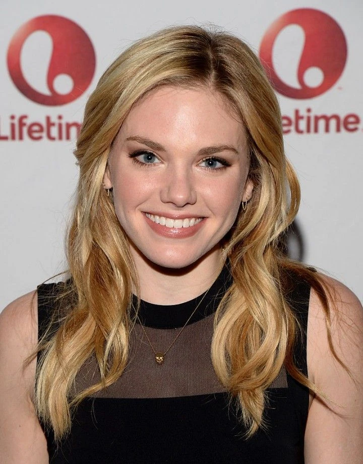 Mackenzie Mauzy | Doblaje Wiki | Fandom