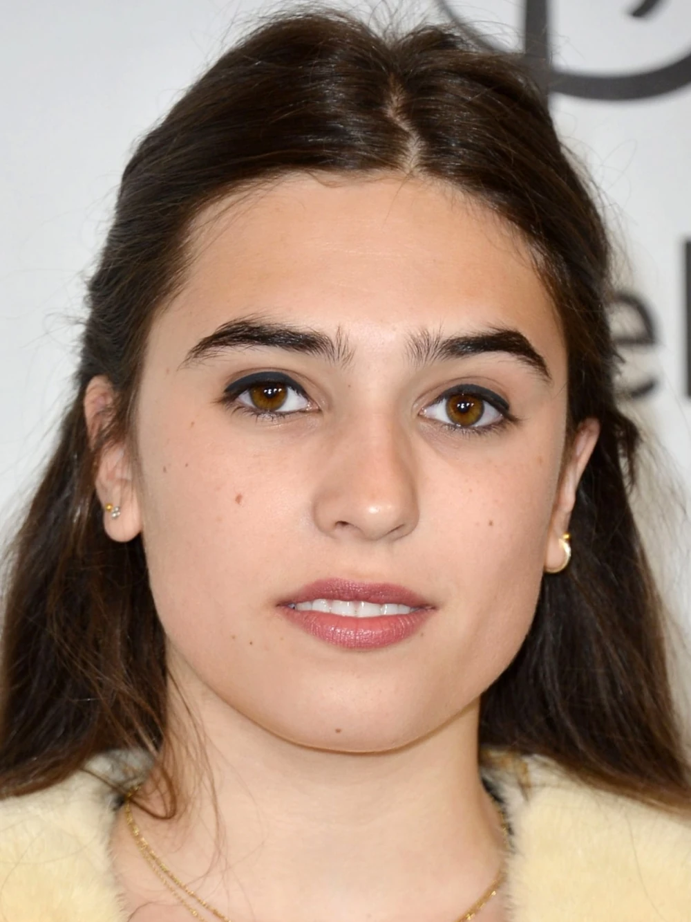 Clara Mamet | Doblaje Wiki | Fandom