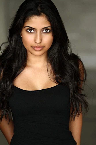 Aliza Vellani | Doblaje Wiki | Fandom