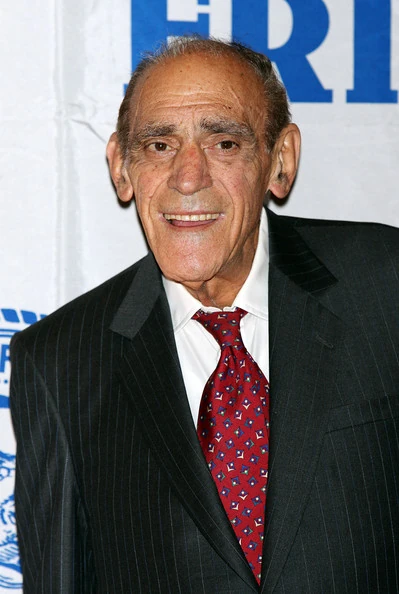 Abe Vigoda | Doblaje Wiki | Fandom