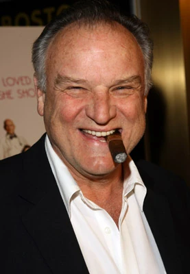 Bill Smitrovich | Doblaje Wiki | Fandom