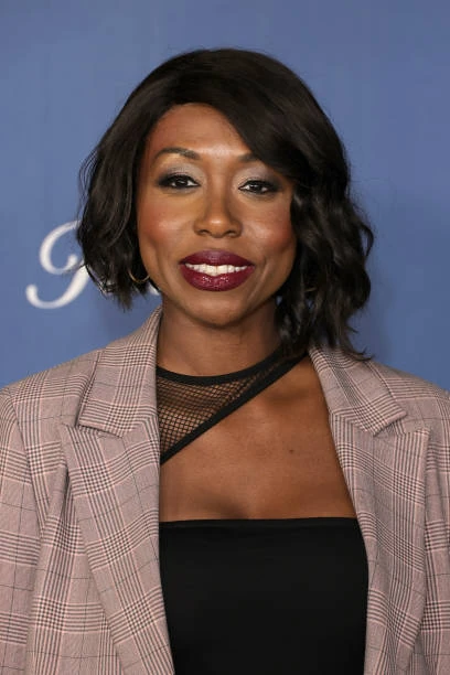 Amanda Warren | Doblaje Wiki | Fandom