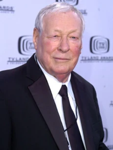 Russell Johnson | Doblaje Wiki | Fandom