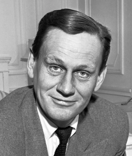 Wendell Corey | Doblaje Wiki | Fandom