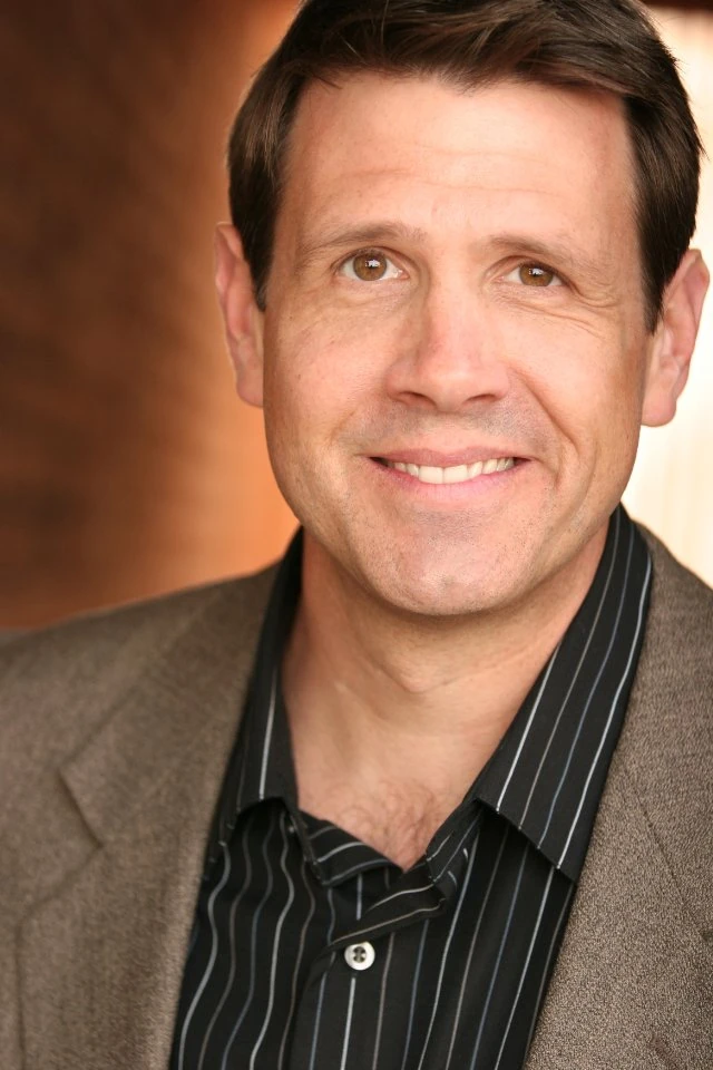 Kevin Symons | Doblaje Wiki | Fandom