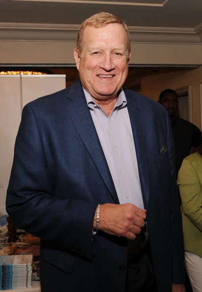Ken Howard | Doblaje Wiki | Fandom