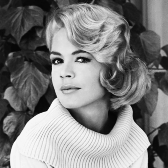 Sandra Dee | Doblaje Wiki | Fandom