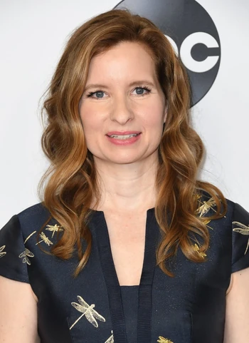 Lennon Parham | Doblaje Wiki | Fandom
