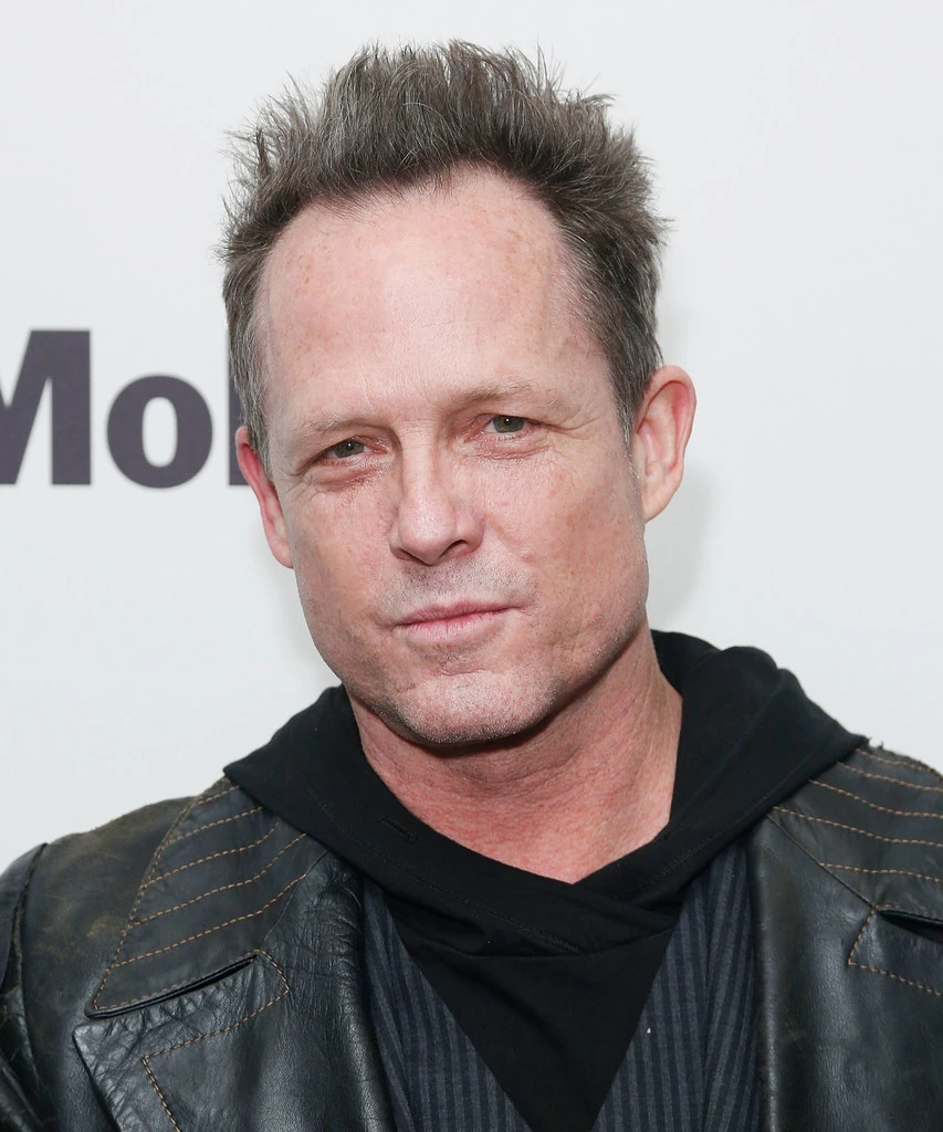 Dean Winters | Doblaje Wiki | Fandom