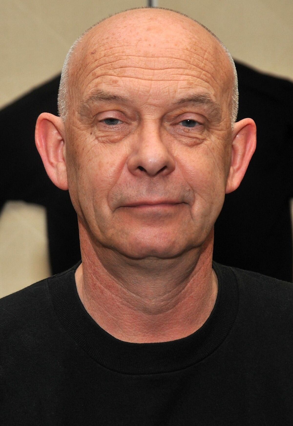 Doug Bradley Doblaje Wiki Fandom