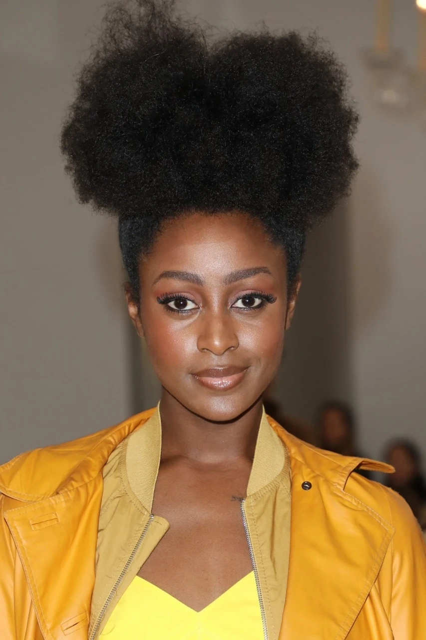 Simona Brown | Doblaje Wiki | Fandom