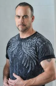 Robert Neary | Doblaje Wiki | Fandom