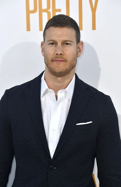 Tom Hopper | Doblaje Wiki | Fandom