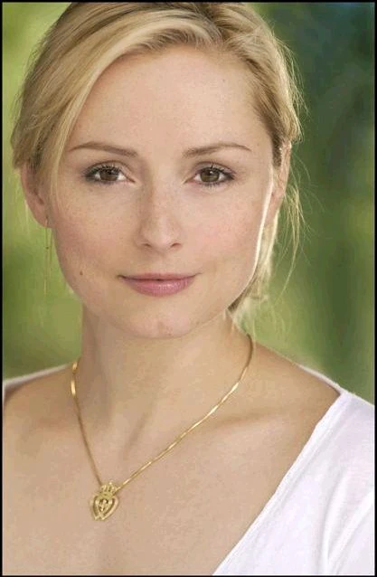 Nina Siemaszko | Doblaje Wiki | Fandom