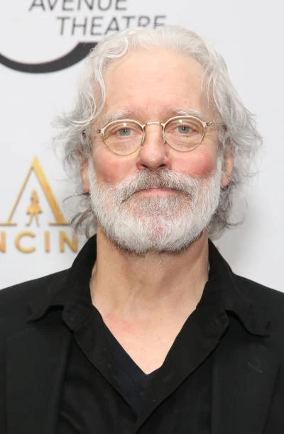 Terrence Mann | Doblaje Wiki | Fandom
