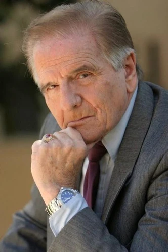 William Frederick Knight | Doblaje Wiki | Fandom