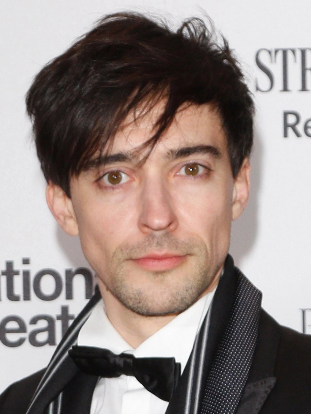 Blake Ritson | Doblaje Wiki | Fandom