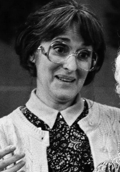 Flo Di Re | Doblaje Wiki | Fandom