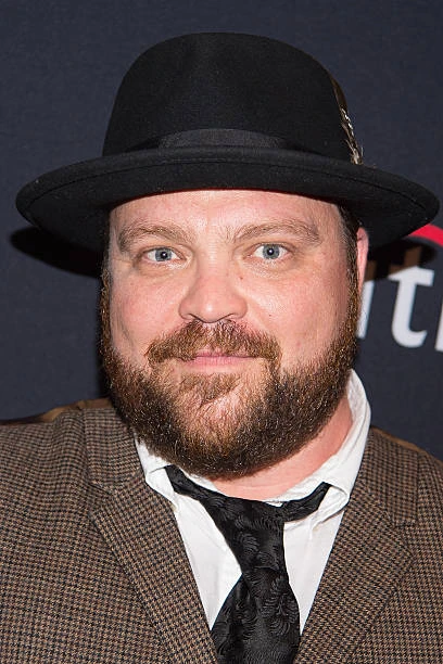Drew Powell | Doblaje Wiki | Fandom