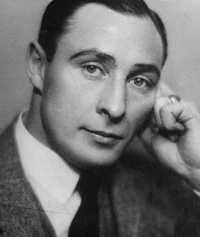Lionel Atwill | Doblaje Wiki | Fandom
